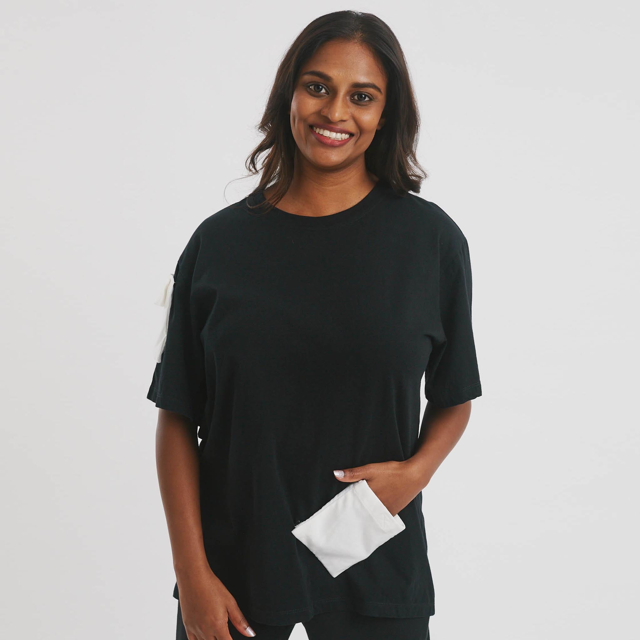 Women's Side Fastening T-Shirt - Black – The Shapes United